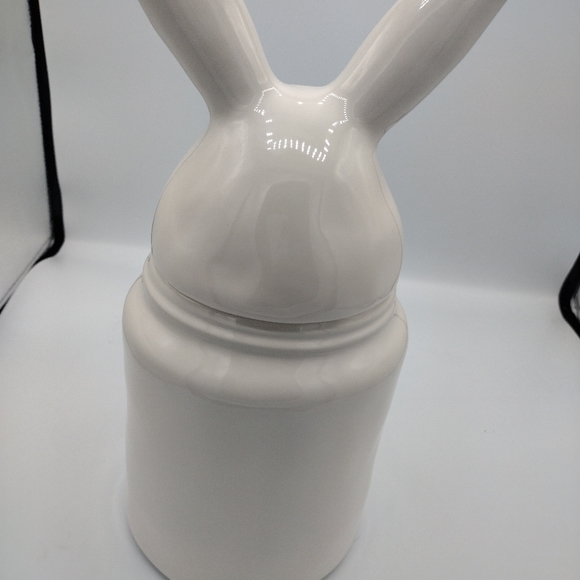 Rae Dunn | Kitchen | Rae Dunn Hunny Bunny Rabbit Canister Cookie Jar ...